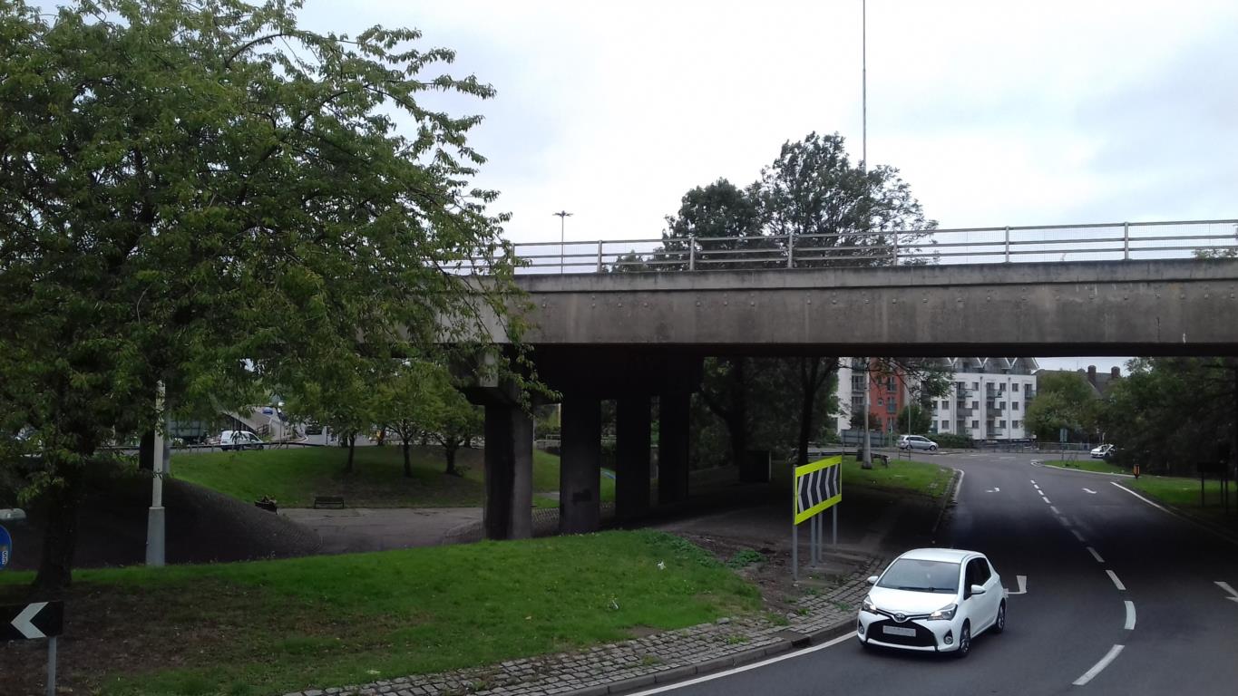 Broadway Link A13 Roundabout Pitsea VRS improvements | Essex County Council